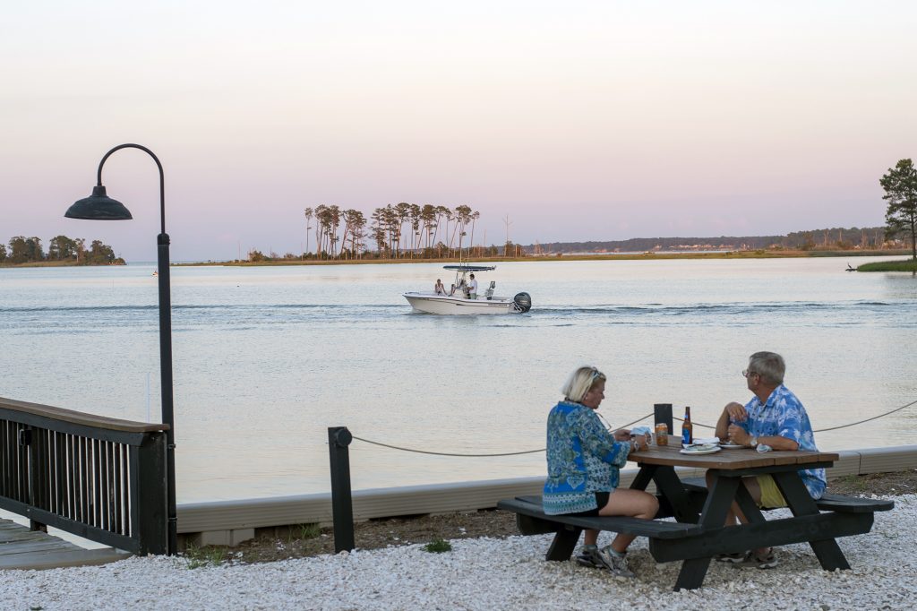 A Weekend Getaway To Topping In Virginia's River Realm - Virginia's ...