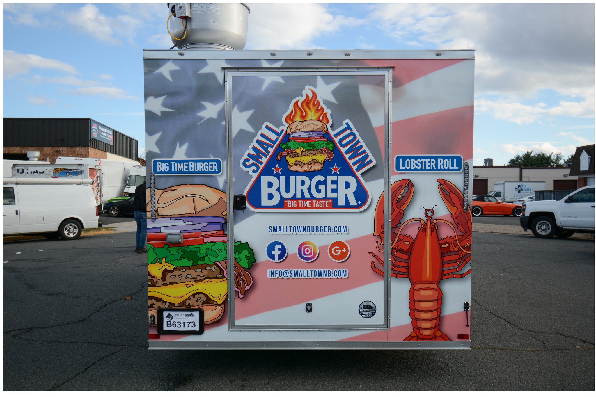 Small Town Burger - Virginia's River Realm