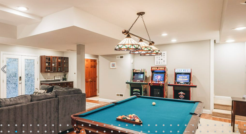 Hyacinth House - Virginia's River Realm