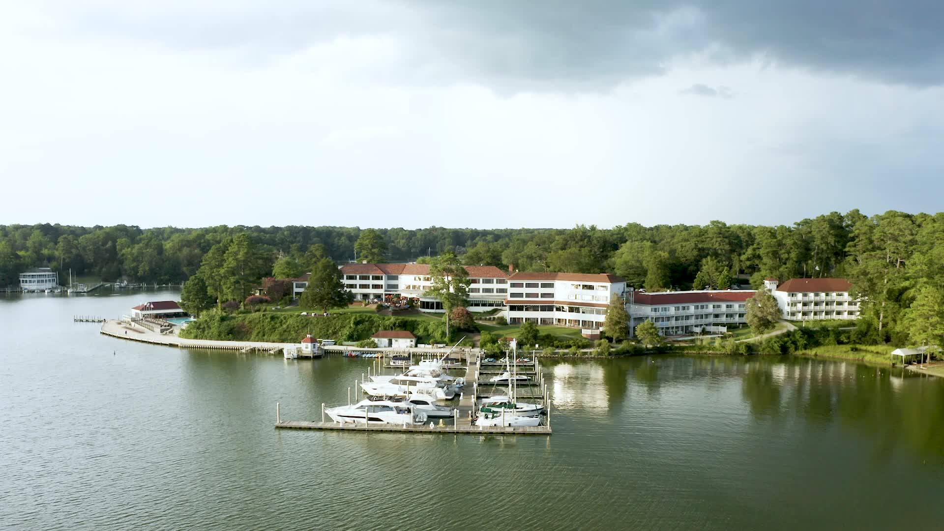 Tides Inn Marina – Virginia's River Realm